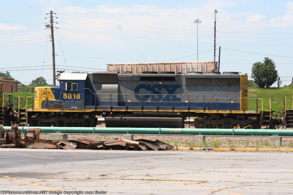 CSX 8818